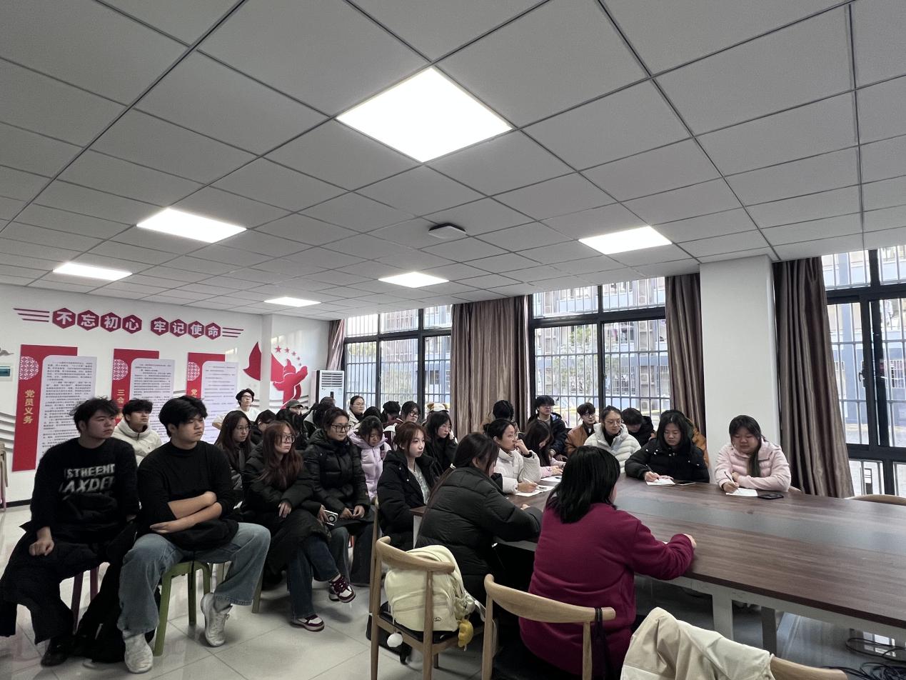深悟全会精神 勇担时代使命——设计学院开展党的二十届四中全会精神宣讲会